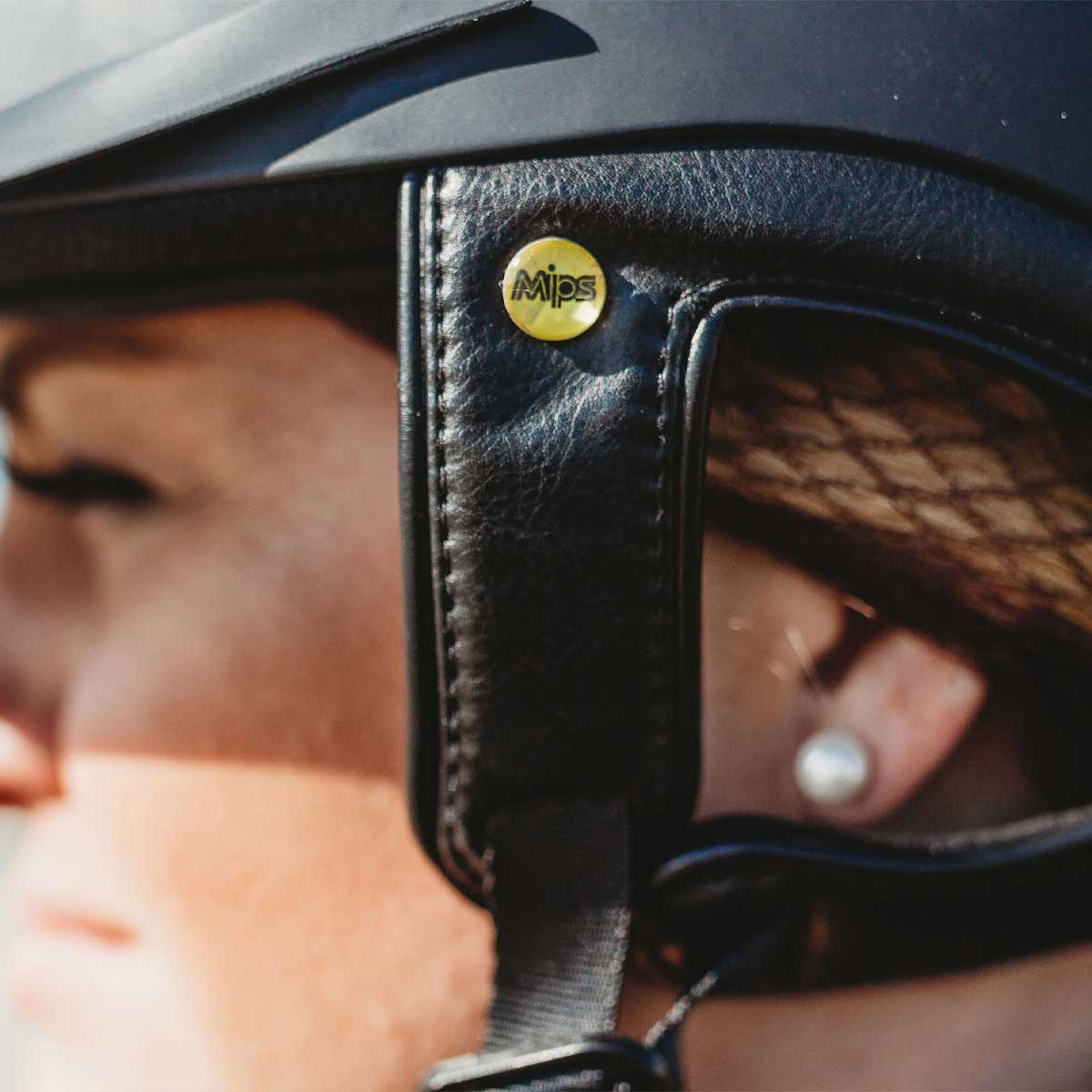 Trauma Void Lynx Smooth Helmet – Paddock Saddlery